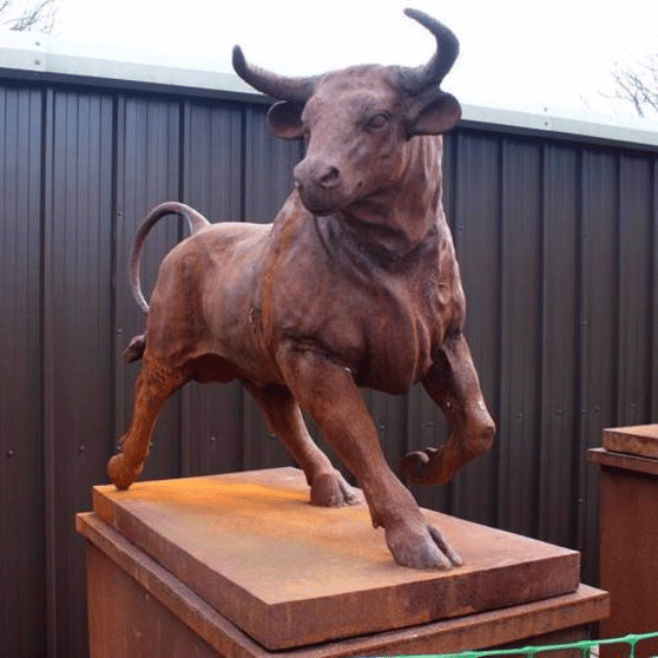 Cast Iron Giant Bull Garden Statue — Gleaming Gardens